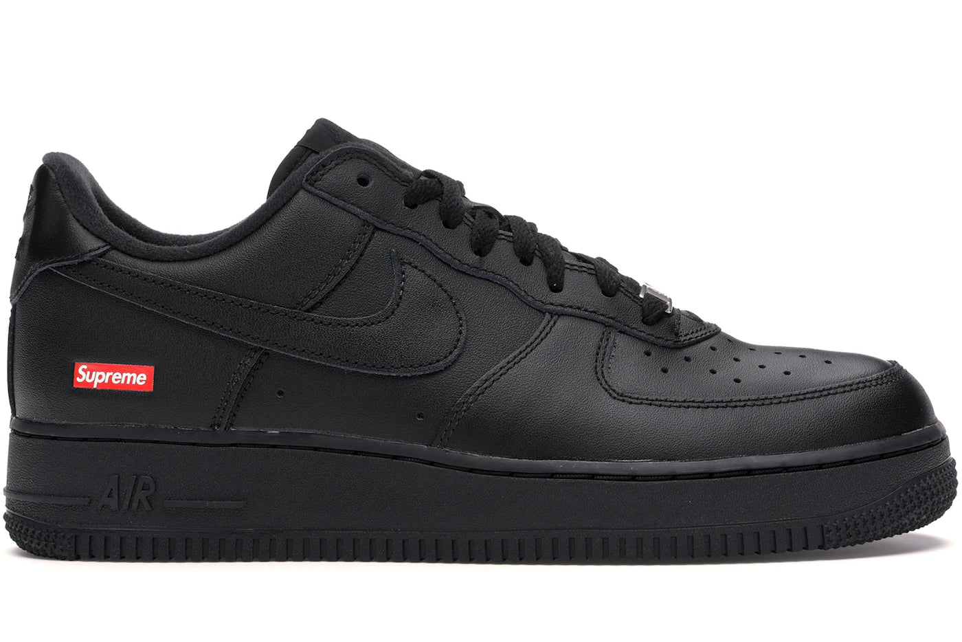 Supreme – Sneaker La Classe